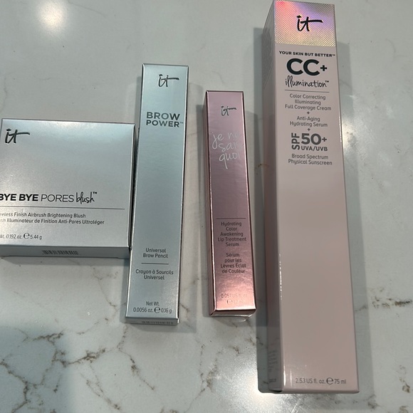 it cosmetics | Makeup | It Cosmetic Bundle 4 Full Sized New Items ...